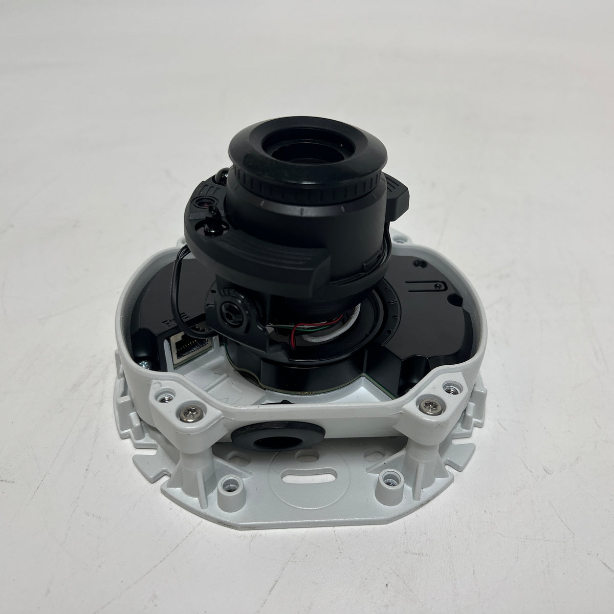 Axis P3225-LVE MKII Outdoor/Indoor 1080p Network Security Camera Syste ...